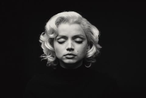 Blonde: Το γοτθικό πορτρέτο του Andrew Dominik για τον εσωτερικό κόσμο ...