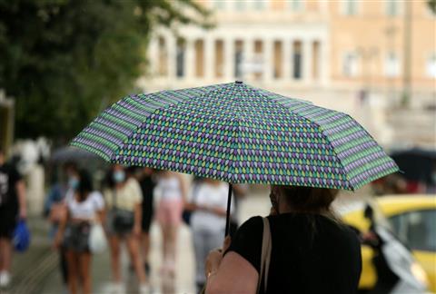 Καιρός: «Άνοιξαν οι ουρανοί» στην Αττική - Σε ποιες περιοχές θα βρέξει ...