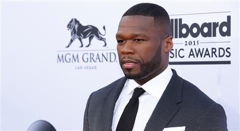 Ο ράπερ 50 Cent αντιδρά σε γκράφιτι που τον παρουσιάζουν ως Ντόναλντ ...