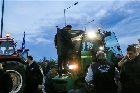 Αγρότες: Την Τρίτη το συλλαλητήριο στην Αθήνα - «200 τρακτέρ στην ...