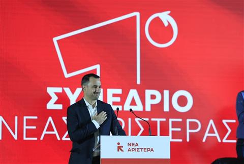 Χαρίτσης: «Δεν θα σας κάνουμε τη χάρη να εξαφανιστούμε» - Η πρώτη ...