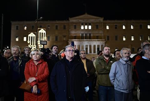Συγκέντρωση του ΠΑΜΕ στην Πλατεία Συντάγματος ενάντια στον «αντιλαϊκό ...