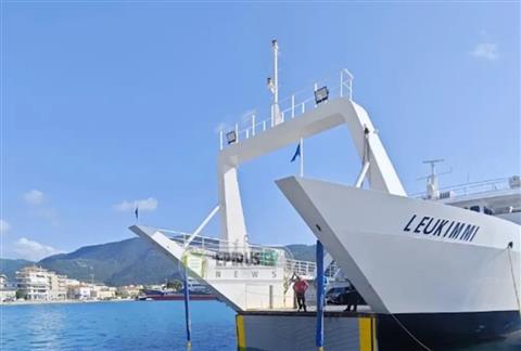 Ηγουμενίτσα: Ταλαιπωρία για δεκάδες επιβάτες - Έσπασε ο καταπέλτης ...