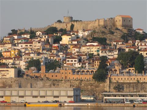 Καβάλα: Αγναντεύοντας το γαλάζιο της θάλασσας | Έθνος
