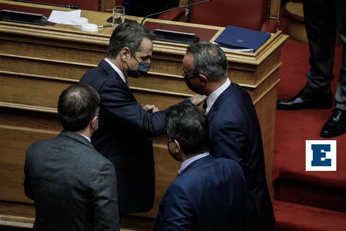 Βουλή: Απορρίφθηκε η πρόταση δυσπιστίας σε βάρος του Χρήστου Σταϊκούρα ...