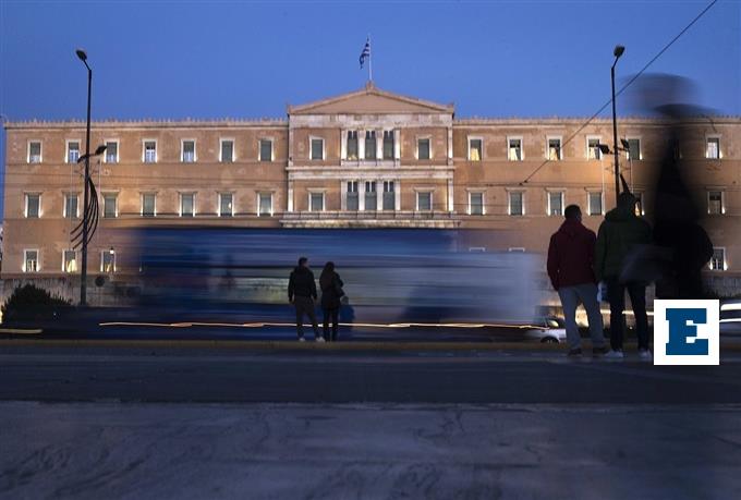 Νέα δημοσκόπηση: Η διαφορά ΝΔ με ΣΥΡΙΖΑ – Πόσο πιθανό είναι ένα θερμό ...