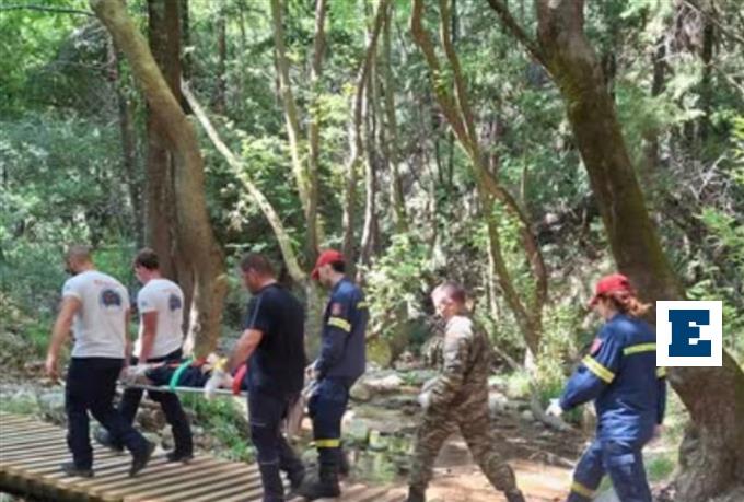 Τραγωδία στη Σάμο: 20χρονος πνίγηκε στους καταρράκτες | Έθνος