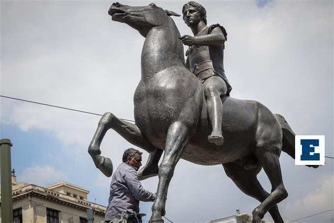 Άγαλμα του Μεγάλου Αλεξάνδρου τοποθετήθηκε στην Αθήνα (pics) | Έθνος