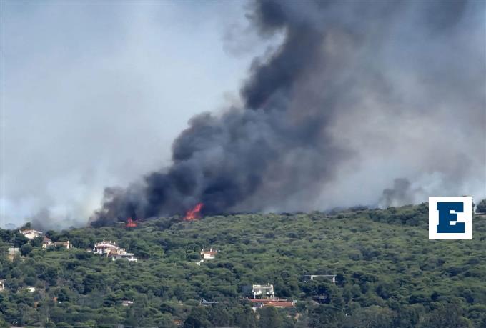 Φωτια τώρα: Διακόπηκε η κυκλοφορία του Προαστιακού προς Κιάτο | Έθνος