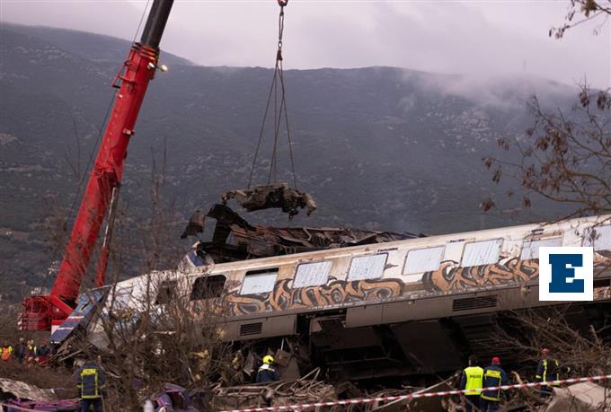 «Ένα πρόσωπο απολογείται για την τραγωδία στα Τέμπη»: Οι πρώτες ...