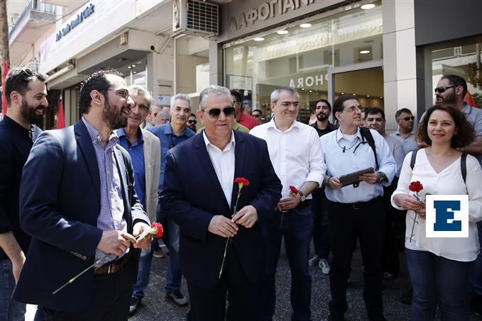 Εκλογές 2019: Στιγμές χαλάρωσης με τσίπουρα και μεζέδες για τους ...