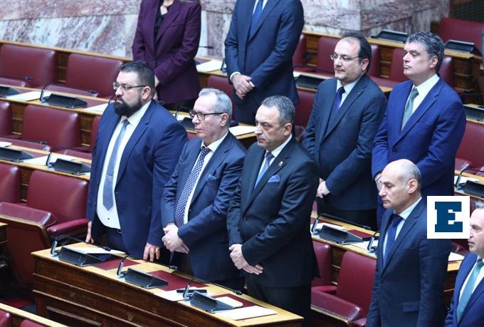 Δίκη Σπαρτιατών: Αθώοι 12 κατηγορούμενοι και ο Κασιδιάρης | Έθνος