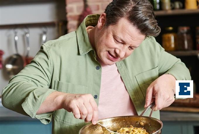 Jamie Oliver: Στη Θεσσαλονίκη ο διάσημος σεφ - Ετοιμάζει ταξιδιωτική ...