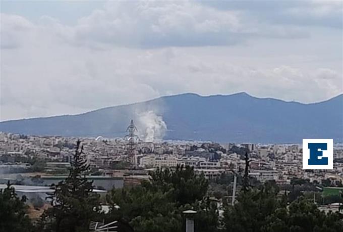 Φωτιά τώρα σε κατάστημα στο Χαλάνδρι | Έθνος