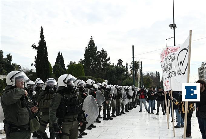ΠΑΣΟΚ για βία στα πανεπιστήμια: «Αντί σχεδίου, τσαλαβουτήματα ...