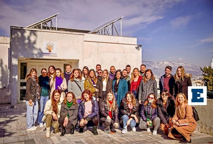 Η εθελοντική ομάδα της Enel Green Power Hellas μοιράζει αγάπη στα ...