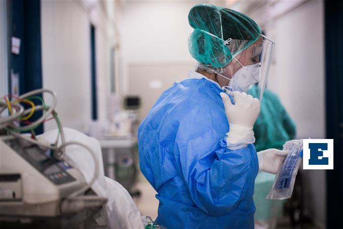 Κορονοϊός: Στα όριά τους οι υγειονομικοί - Αγχος για το πώς θα τα ...