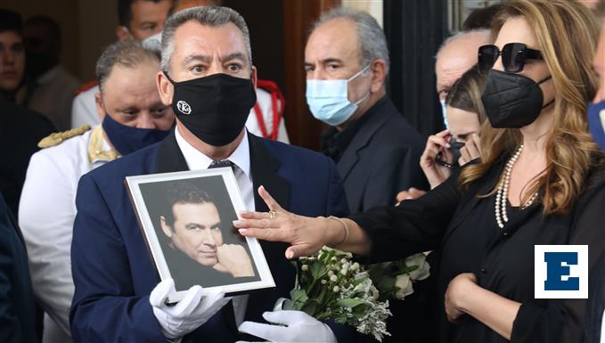 Τόλης Βοσκόπουλος κηδεία: Πλήθος επωνύμων στο ύστατο χαίρε - Κόσμος ...