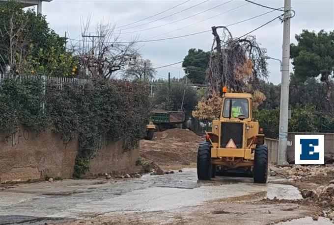 Εικόνες καταστροφής στον Κάλαμο: Σοβαρές ζημιές σε σπίτια και ...