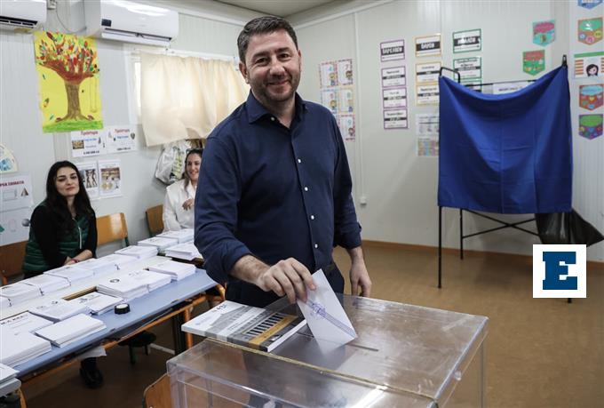 Εθνικές Βουλευτικές Εκλογές 2023 - Ψήφισε ο Νίκος Ανδρουλάκης: «Καλώ ...