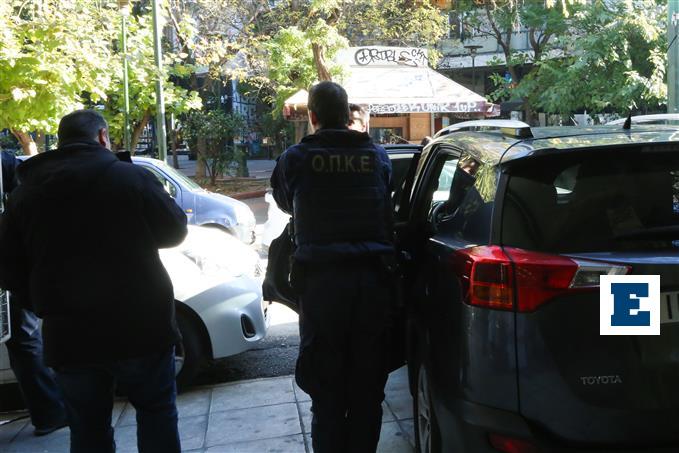 Ενοπλος άνοιξε πυρ οκτώ φορές κατά της κατάληψης ΒΟΞ στα Εξάρχεια | Έθνος
