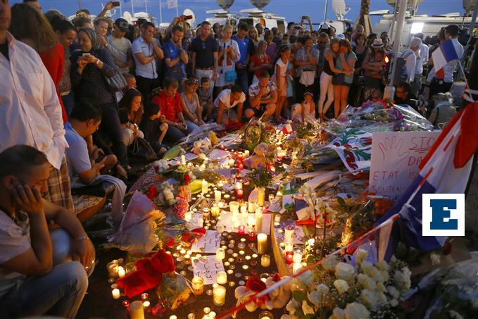 Σαν σήμερα, 14 Ιουλίου, ημέρα εθνικής γιορτής στη Γαλλία, ένας ...