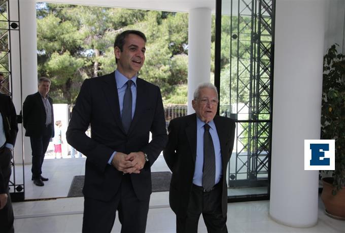 Μητσοτάκης για Μολυβιάτη: «Ενας άξιος Έλληνας περνά στην Ιστορία» | Έθνος