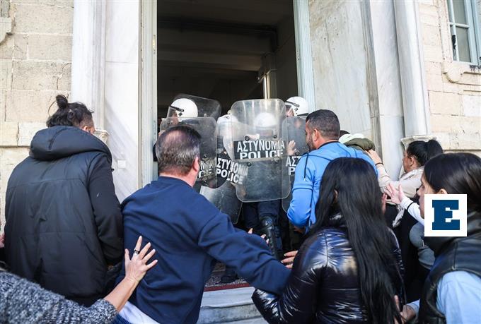 Ηράκλειο: Στη φυλακή η 26χρονη και ο 44χρονος σύντροφός της για την ...