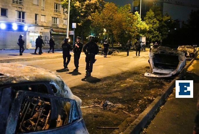 Στους δρόμους της Γαλλίας 45.000 αστυνομικοί υπό το φόβο νέων ...