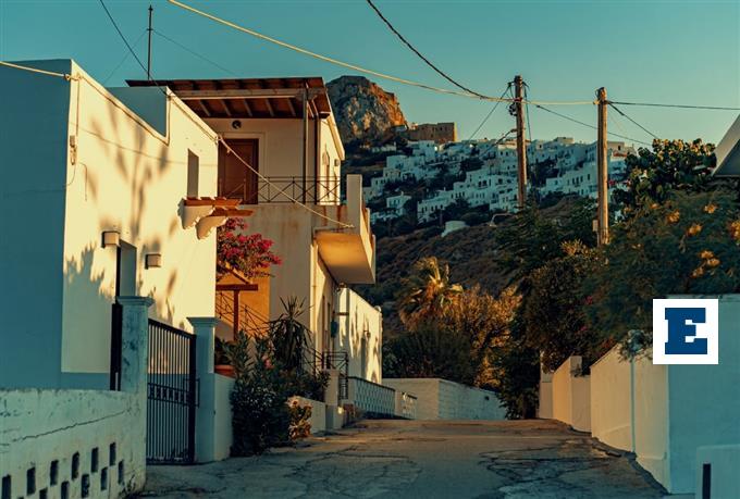 Χάνονται τα σπίτια «των παππούδων και των πατεράδων μας» - Το νέο ...