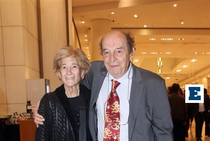 Μανούσος Μανουσάκης: Συγκινεί η σύζυγός του - «Ήταν η αγάπη μου κι ...
