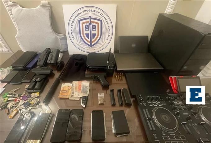 Αστυνομικός πιάστηκε επ’ αυτοφώρω να ληστεύει Airbnb | Έθνος