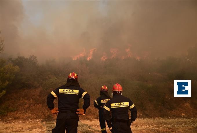 Φωτιά στην Αττική: Πότε αναμένεται εξασθένηση ανέμων | Έθνος