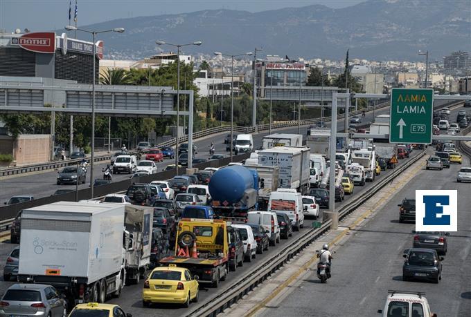 Κίνηση τώρα στους δρόμους: «Έμφραγμα» στον Κηφισό - Καθυστερήσεις στην ...