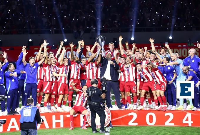 Ερυθρόλευκο πάρτι! Θρυλική γιόρτη για το 48ο πρωτάθλημα του Ολυμπιακού ...