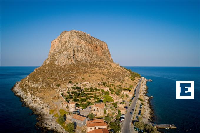 Μονεμβασιά: Καστροπολιτεία με θέα το πέλαγος! | Έθνος