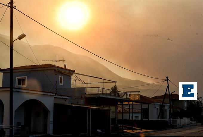 Φωτιά στο Ξυλόκαστρο: Δύο νεκροί άνθρωποι- Συνέδραμαν στο έργο της ...
