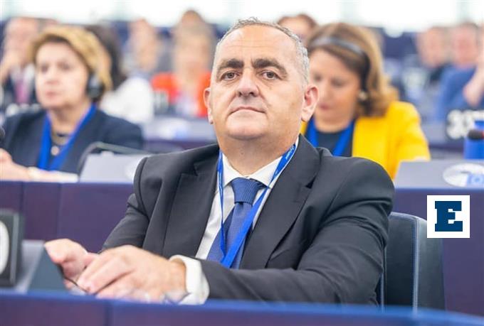 Δεύτερος αντιπρόσωπος στην Επιτροπή Αναφορών του Ευρωπαϊκού ...