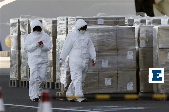 Κοροναϊός: Πώς εκδηλώνεται και πώς μεταδίδεται ο ιός | Έθνος