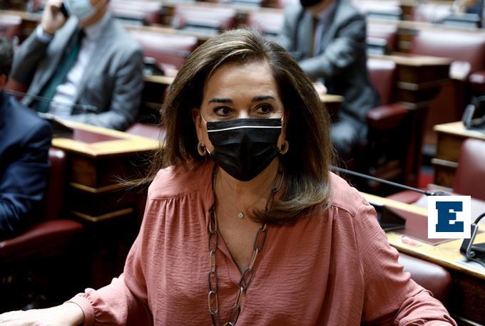 Ντόρα Μπακογιάννη για Μαρίκα Μητσοτάκη: «Ήμασταν τσακωμένοι και με ένα ...