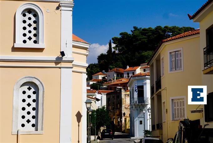 Γιατί να πας Καλαμάτα και το φθινόπωρο: Το κόσμημα της Πελοποννήσου | Έθνος