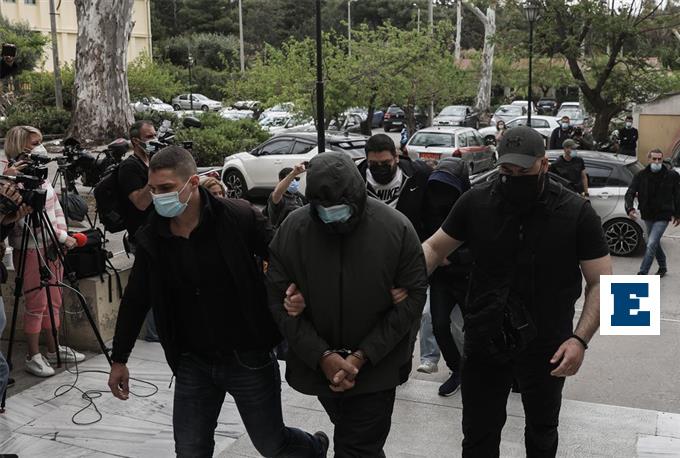 Μένιος Φουρθιώτης: Συνελήφθη και οδηγήθηκε στη ΓΑΔΑ | Έθνος