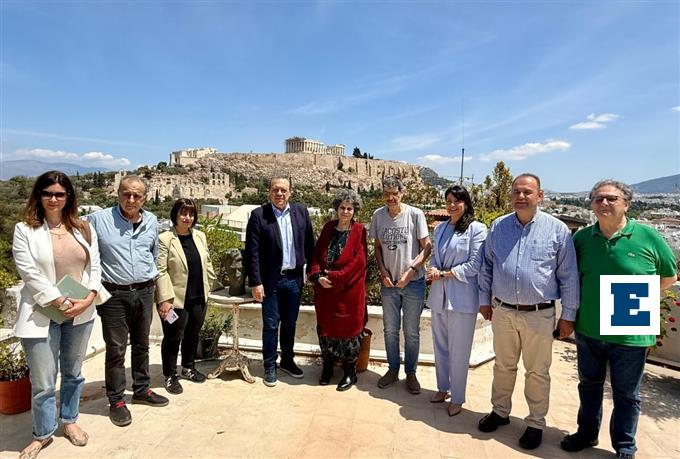 Φάμελλος: Στον Μίκη Θεοδωράκη αφιερωμένη η πρώτη μέρα του Συνεδρίου του ...