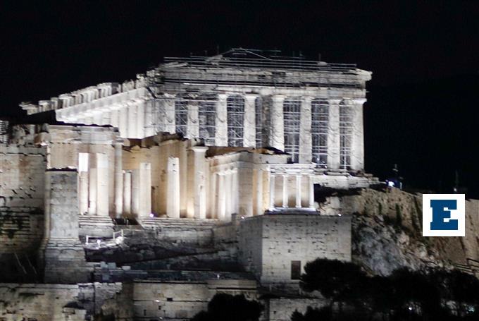 Ακρόπολη: Πιο λαμπερή από ποτέ - Την αγκαλιάζει το φως του 21ου αιώνα ...