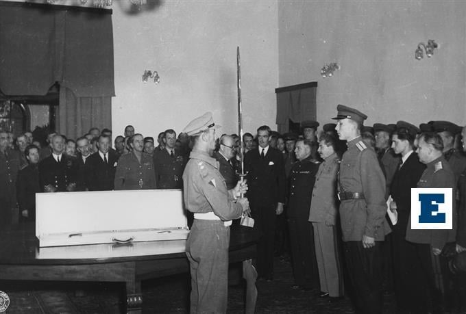 Το Ξίφος του Στάλινγκραντ: Το δώρο του βασιλιά της Αγγλίας στον ...