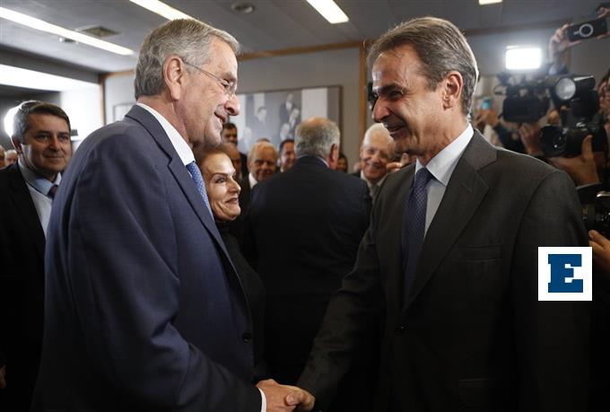 ΝΔ: H συνάντηση Μητσοτάκη με Καραμανλή - Σαμάρα και η επόμενη μέρα στο ...