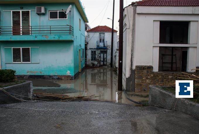 Στο έλεος της κακοκαιρίας Bora η Ρόδος - Αίτημα να κηρυχθεί η Λήμνος σε ...