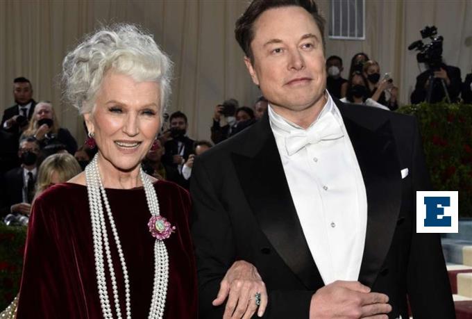 Elon Musk: Η 74χρονη μητέρα του, έγινε η μεγαλύτερη γυναίκα που πόζαρε ...