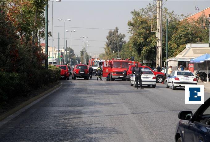 Κλειστή η Πέτρου Ράλλη μετά από τροχαίο - Γέμισε λάδια ο δρόμος | Έθνος