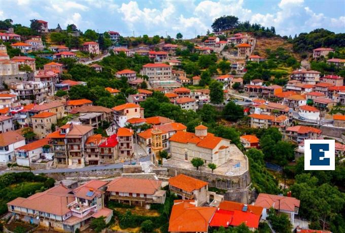 Βαλτεσινίκο: Απόδραση στο μπαλκόνι του Μαινάλου | Έθνος